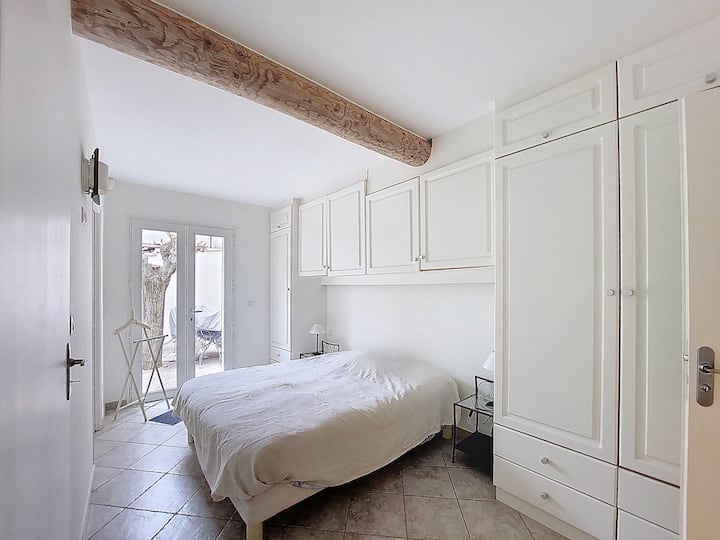 Chambre En Rdc Avec Terrasse Et Accès Indépendant - Avignon