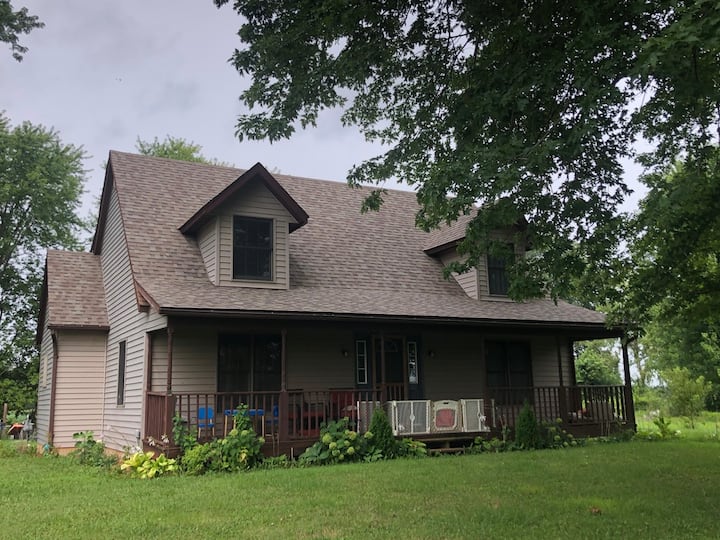 8 Miles From Marathon - Annapolis, IL