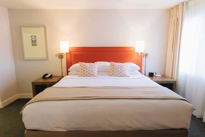 Ashland 1 Br King Suite W/gym & Pool - Ashland, OR