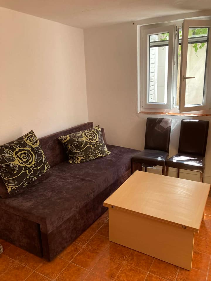 Simple House, Close To Beaches And Restaurants - Milna