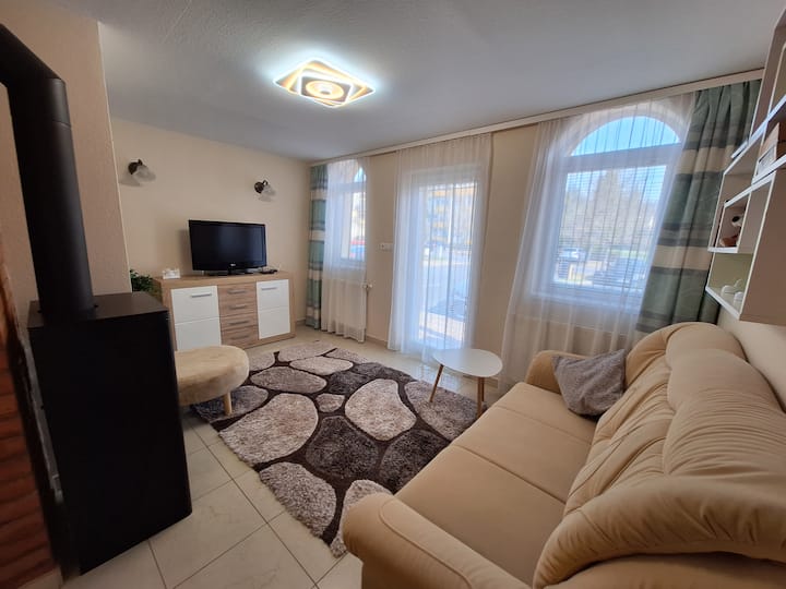 Nyugodt Pihenés Hévízen-teljes Ház Kerttel - Hévíz