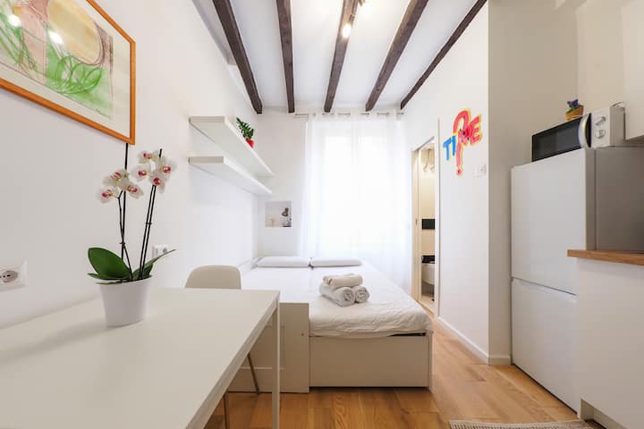 Apartment In Darsena Navigli - Milan