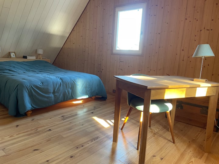Maisonnette Dans Un Hameau Près De La Côte Sauvage - Bangor, France