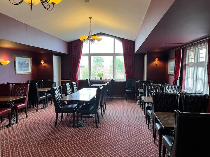 The Punchbowl Inn Okewoodhill, Surrey - Horsham