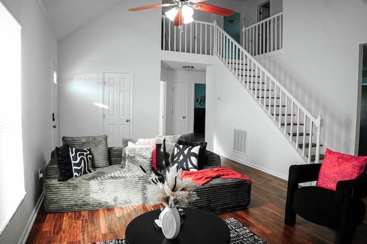 Modern Peaceful Retreat Near Sandhills - Elgin, SC