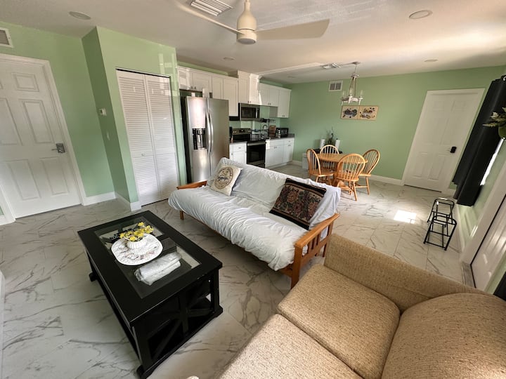 Your Vacation Retreat In Sunny Florida! - Pinellas Park, FL