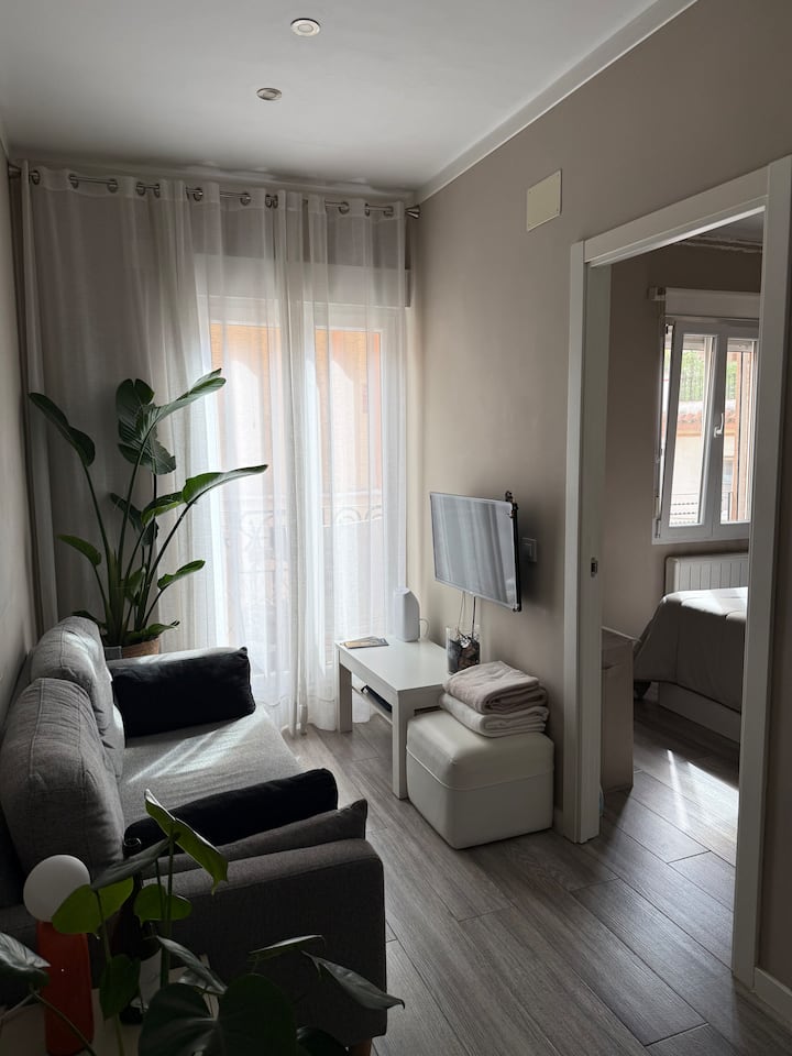 Acogedor Y Muy Bien Ubicado. - 