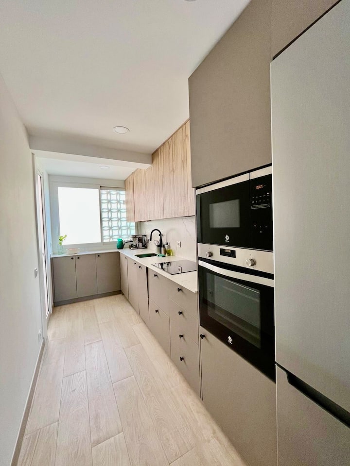 Apartamento Playa Castelldefels. Céntrico+piscina - Castelldefels