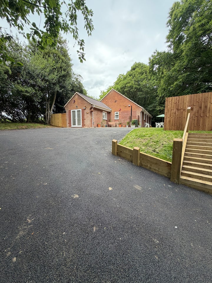 Woodland Croft:
Stunning Holiday Home - Holt