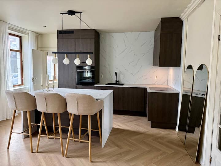 Moderne Og Nyoppusset Leilighet Ved Bystranda - Kristiansand