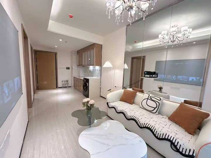 Shugborough Edge: Cozy Village Life - Stafford, UK