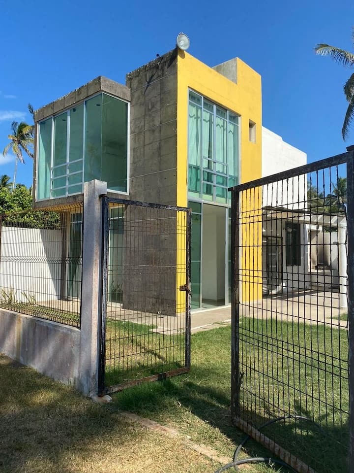 Casa En La Playa A 500 De Dorada En Paraiso Taba - Tabasco