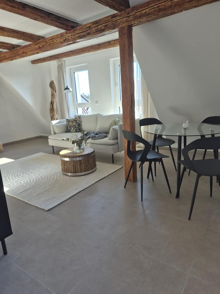 Modernes Wohnen In Kleinsachsenheim 
3-zimmer Whg. - Sachsenheim