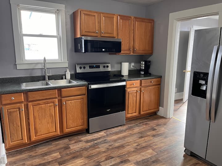 3 Bedroom Home - Red Hills State Park, Sumner