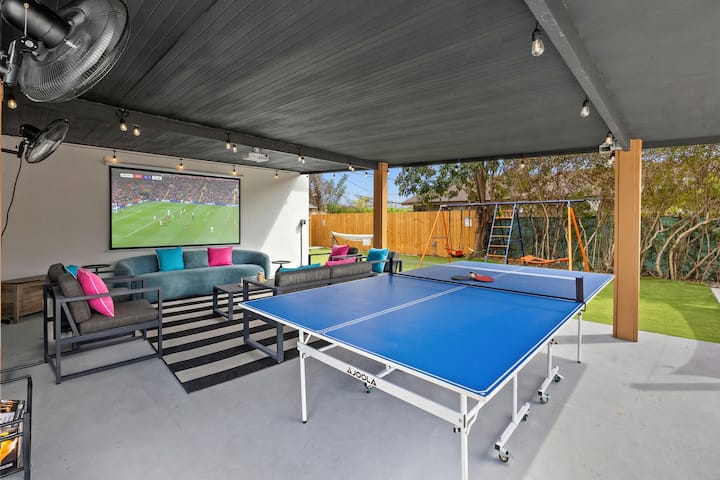 Hard Rock Stadium Hot Tub, Volleyball & Basketball - ミラマー, FL