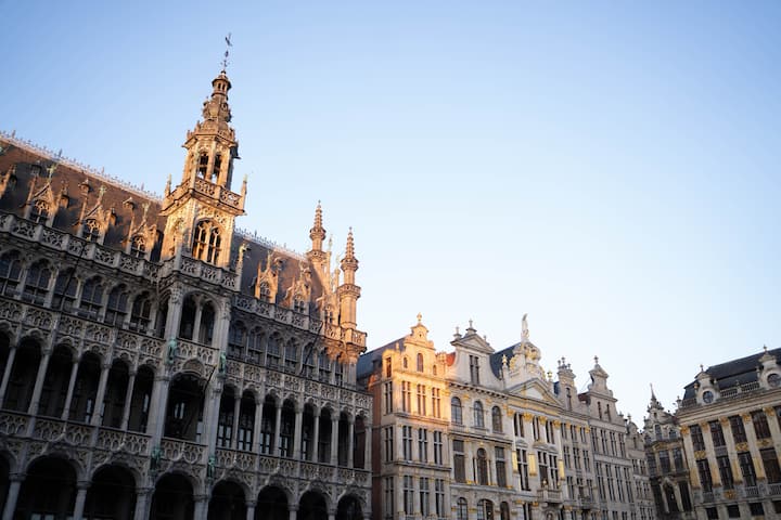 Prestige Loft • Grand Place Area - Forest