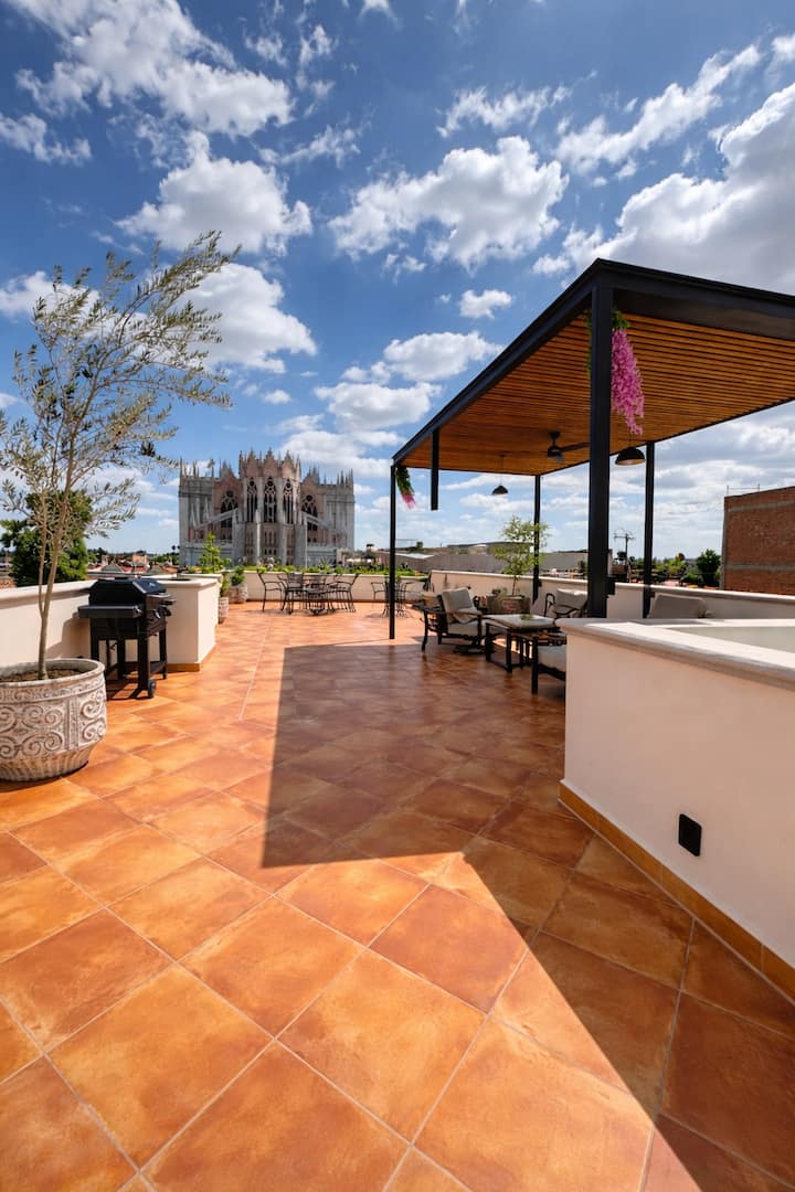 ¡Loft Céntrico Y Moderno Con Terraza Y Asador! - León