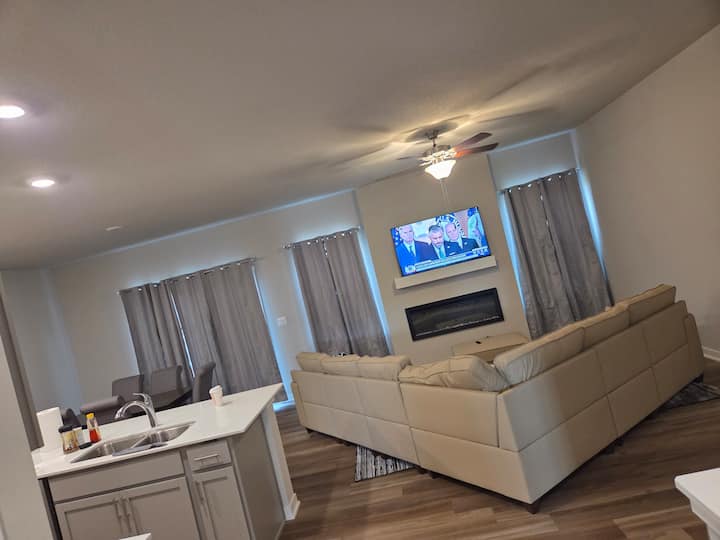 Jacob's Suburban Home - Iowa City, IA