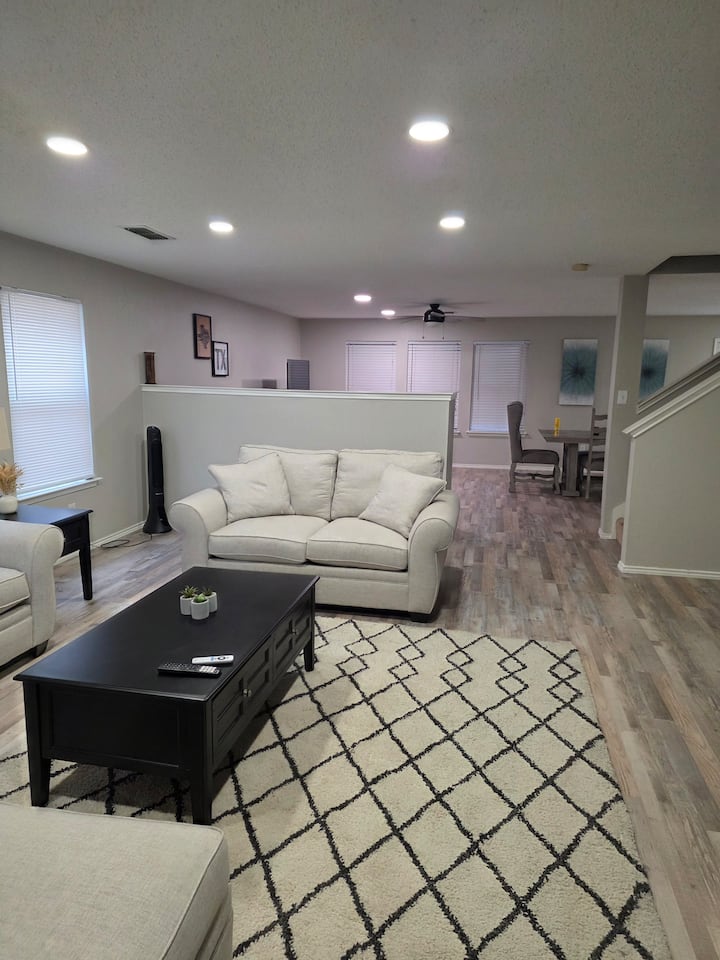 Three Bedroom Charmer - Arlington, TX