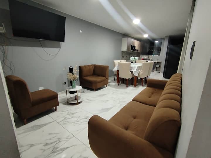 Acogedor Dpto. Céntrico A Pasos Del Malecón - Ilo