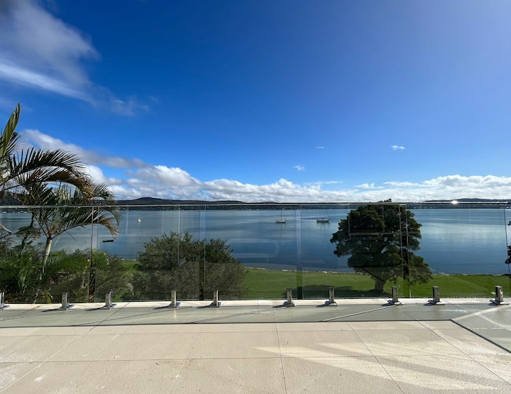 Entire Waterfronthouse/panoramic View/balcony/yard - Terrigal