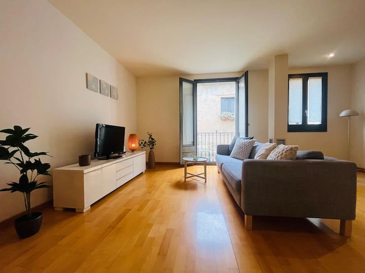 Two Bedroom Apartment Behind The Rambla - Gérone, Espagne