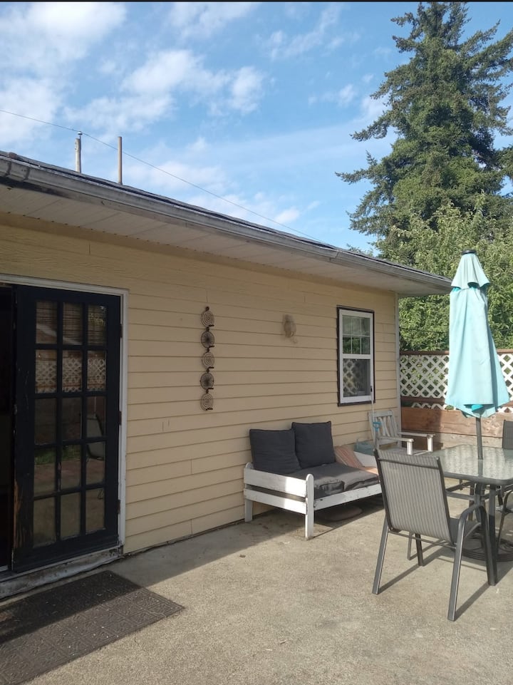 Hospital Area Cute Private House - Nanaimo