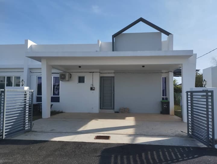 Baitul Sakinah Homestay Taman Puteri 2 Pokok Sena - Pokok Sena