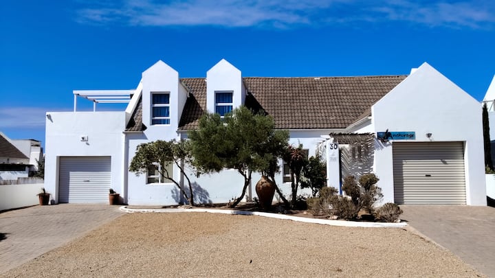 Full Family Home 250 Steps From Pristine Beach - Saint Helena Bay