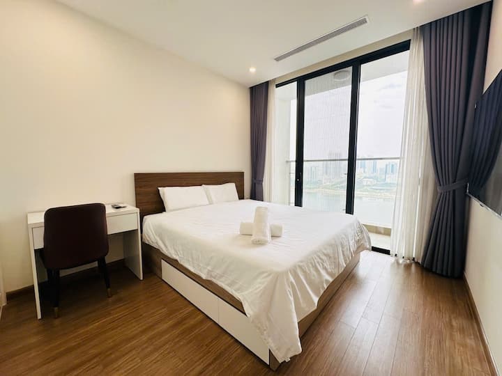 Skylake 4br/3wc Apartment • Lake&cityview - China