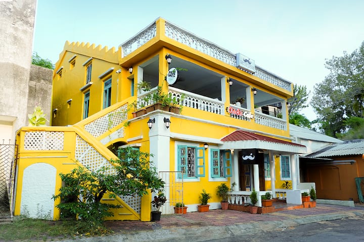 Deluxe Room | Daman - Daman