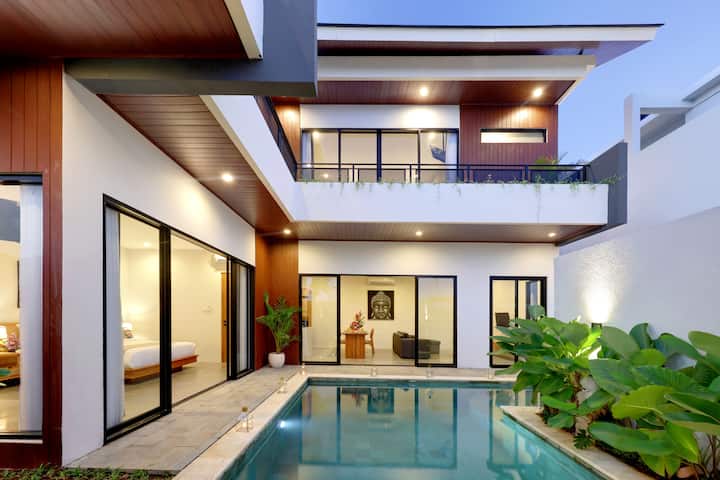 A Tropis Luxurybeachside 3br Villas Freeshuttlecar - Sanur