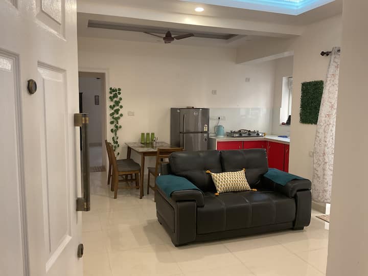 Sunny Blossom- 20 Mins From Any Beach, Siolim - India