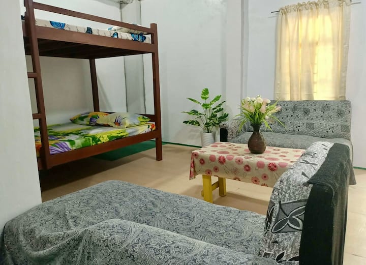 4ms Transient House W/ Own Kitchen & Bath - Dingalan