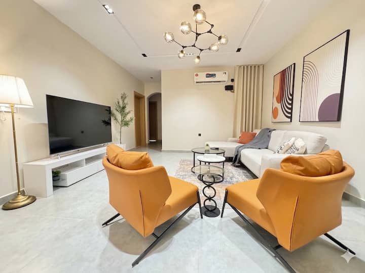 Elegant 3br Luxury Stay | Modern & Spacious - Jeddah