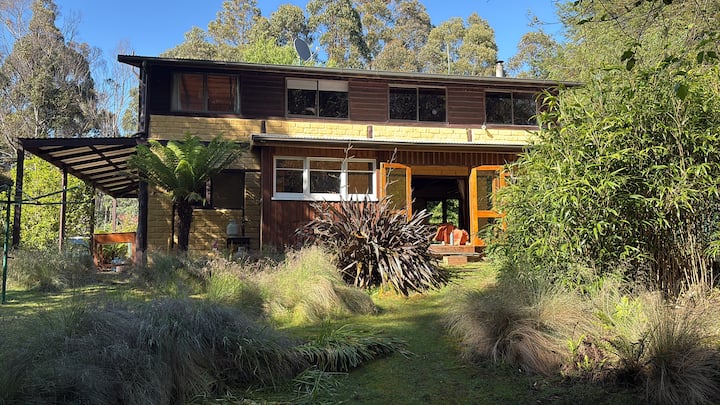 Pademelon Sanctuary - Bruny Island