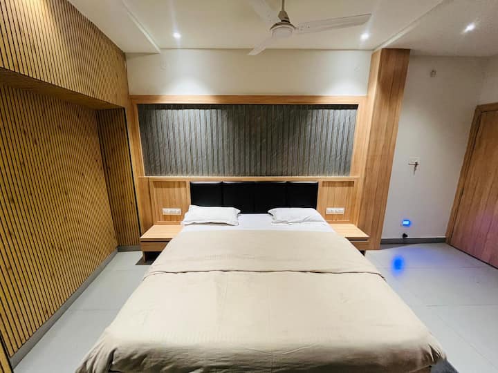 Deluxe Room - Ranchi