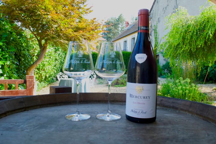Charming Winemaker’s Cottage In Burgundy Vineyards - Nolay