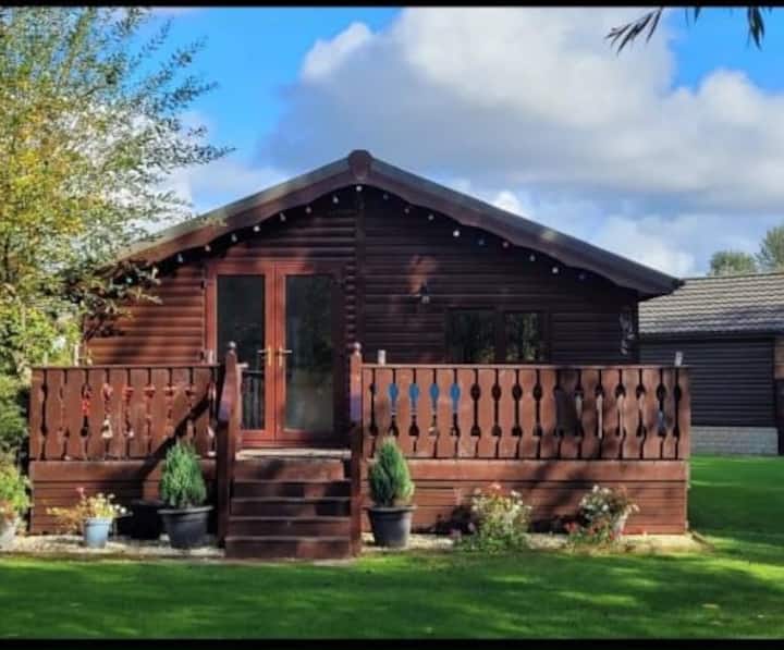 Lodge Cotswold Hoburne South Cerney Cirencester - Bibury