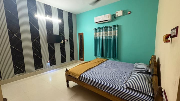 Pattanaik's Residency 
Stay Feel Like Own Family. - Puri