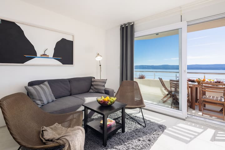 Villa Jolara With Heated Pool-deluxe Apartment 15 - Mimice