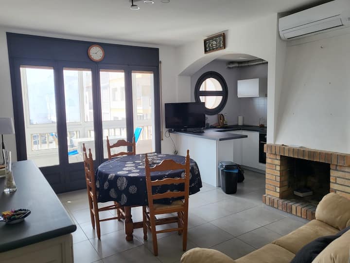 Bel Appartement Très Ensoleillé Vue Sur Les Canaux - Peralada