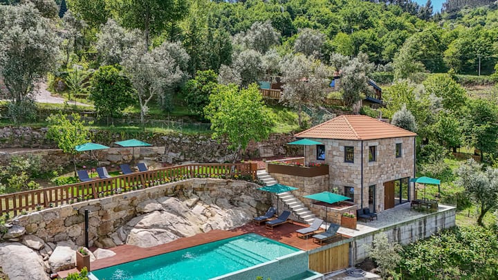 Casa Flores - Até 6 Pessoas - Piscina Exclusiva - Penafiel