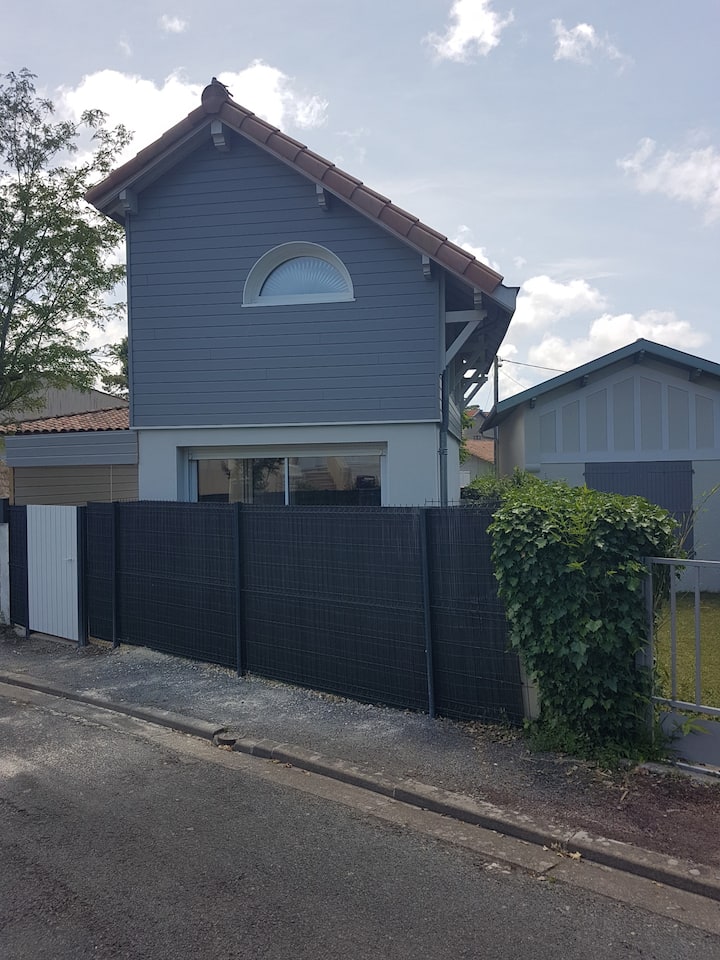 Petit Cocon 120 M De La Plage: Terrasse Et Détente - Saint-Trojan-les-Bains