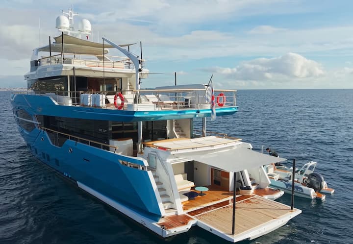 Super Yacht + Chef Pour Une Expérience Inoubliable - Antibes