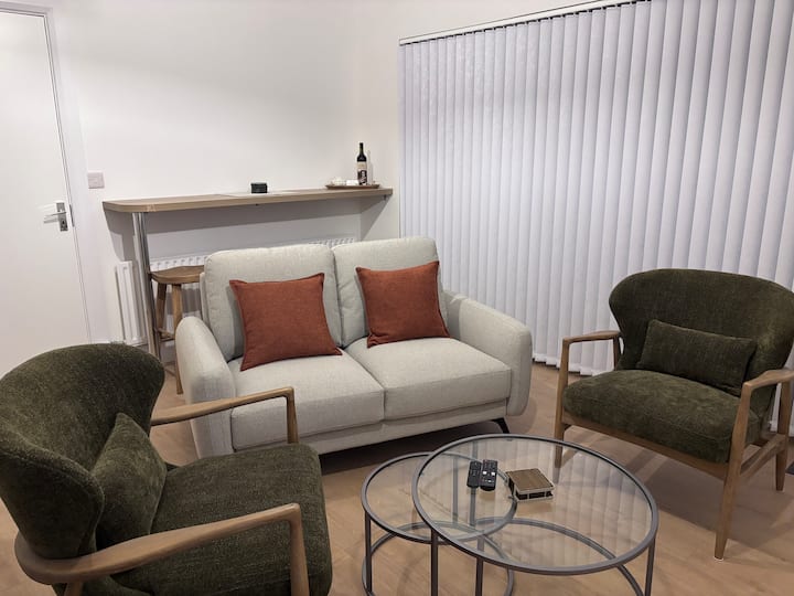 Cedars Lodge At Red Sheds Villa, Portarlington - Portarlington