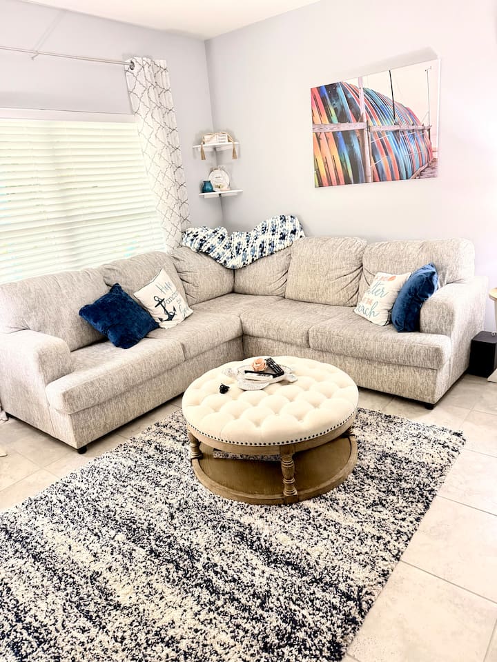 Coastal Corner - Holiday, FL