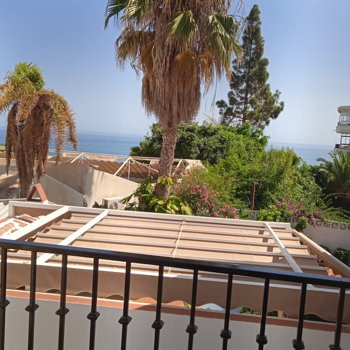 Sea Views · Apartment In The Heart Of Nerja - Frigiliana