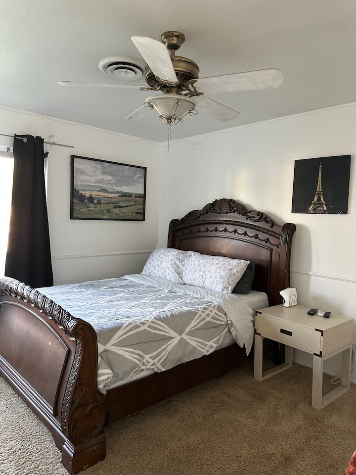 2 Room Attached Studio - Lancaster, CA