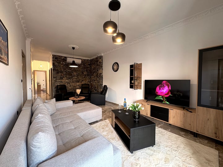 Moutsani Family Home | Old Town | 7 Guests - Chania